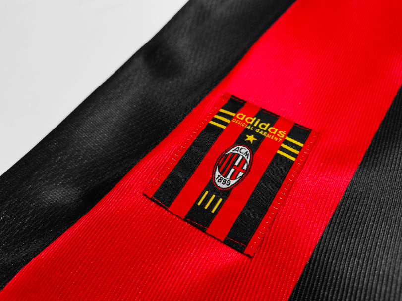 AC Milan Home 1998/1999 - The Football Kit Gods